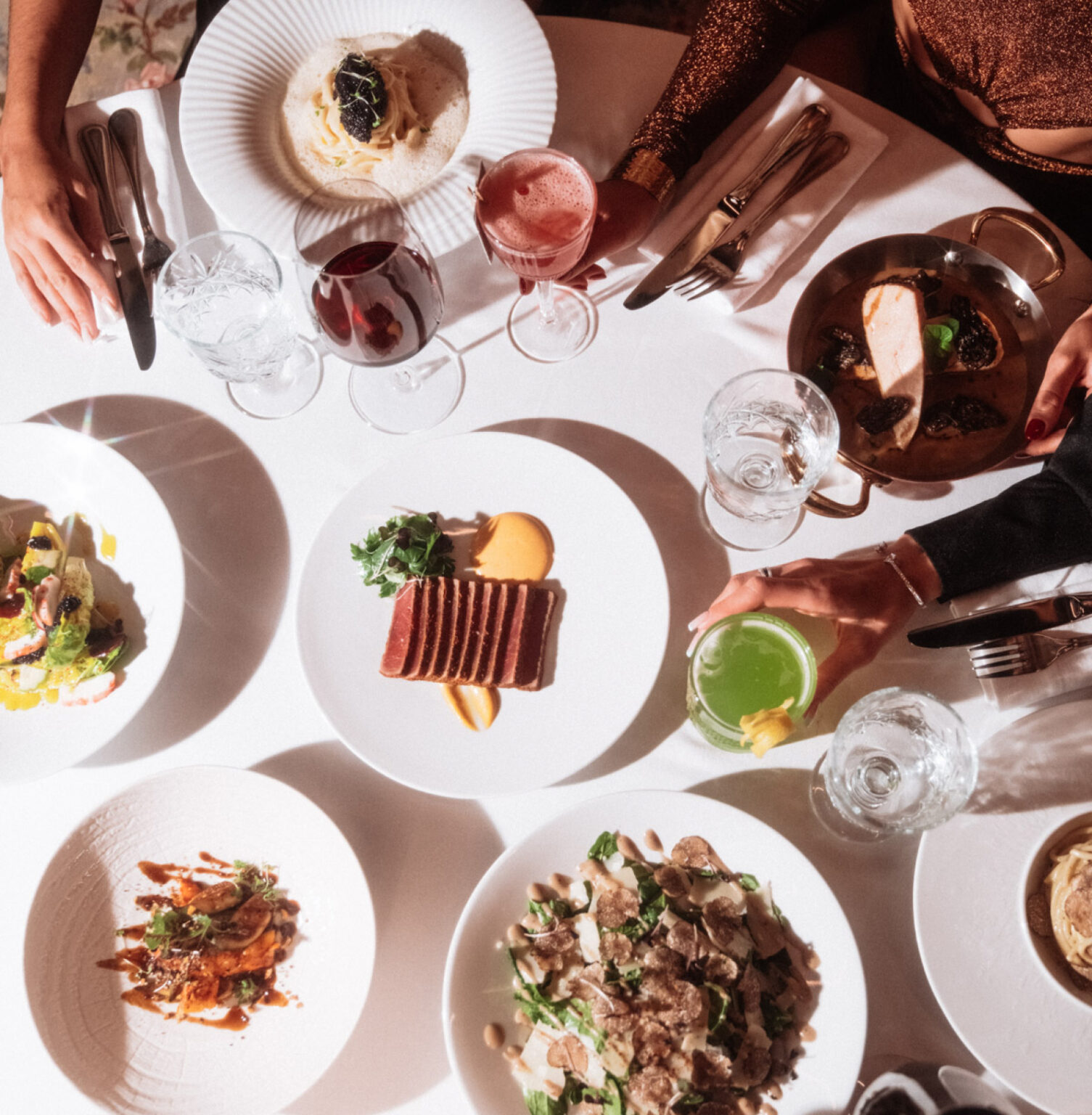 Le Ti St Barth Official / Cabaret Club & Restaurant St Barth